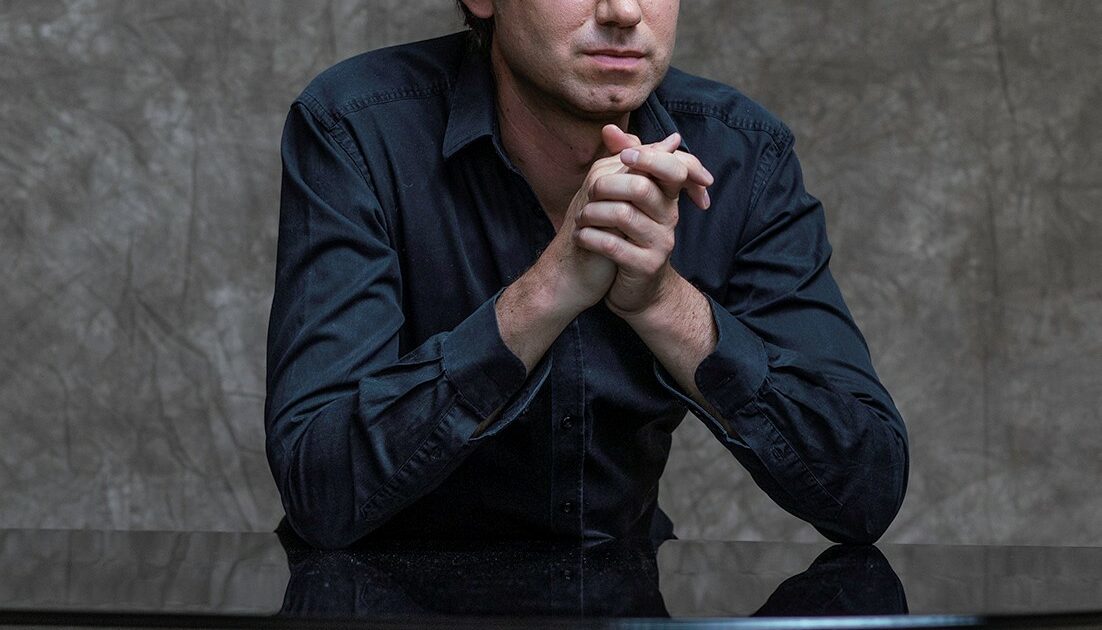 Julian Riem — CRESCENDO