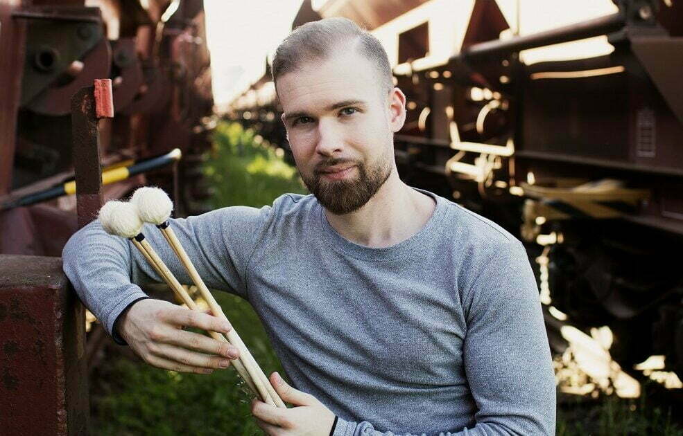 Kai Strobel: Tango trifft Schlag­werk — CRESCENDO