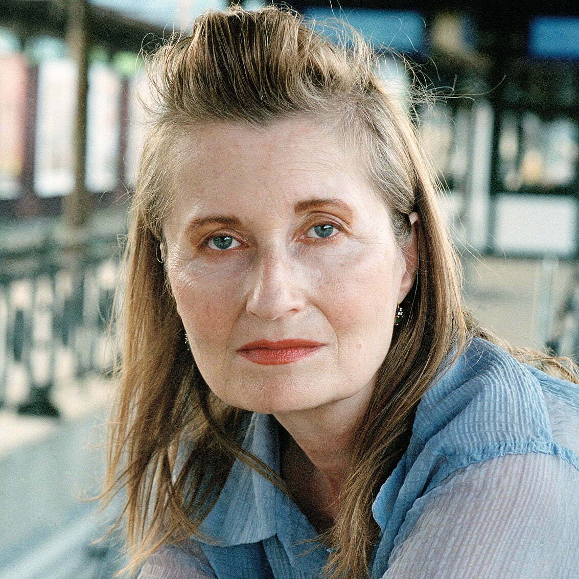 Elfriede Jelinek : Scharfe Syste­mo­logie — CRESCENDO